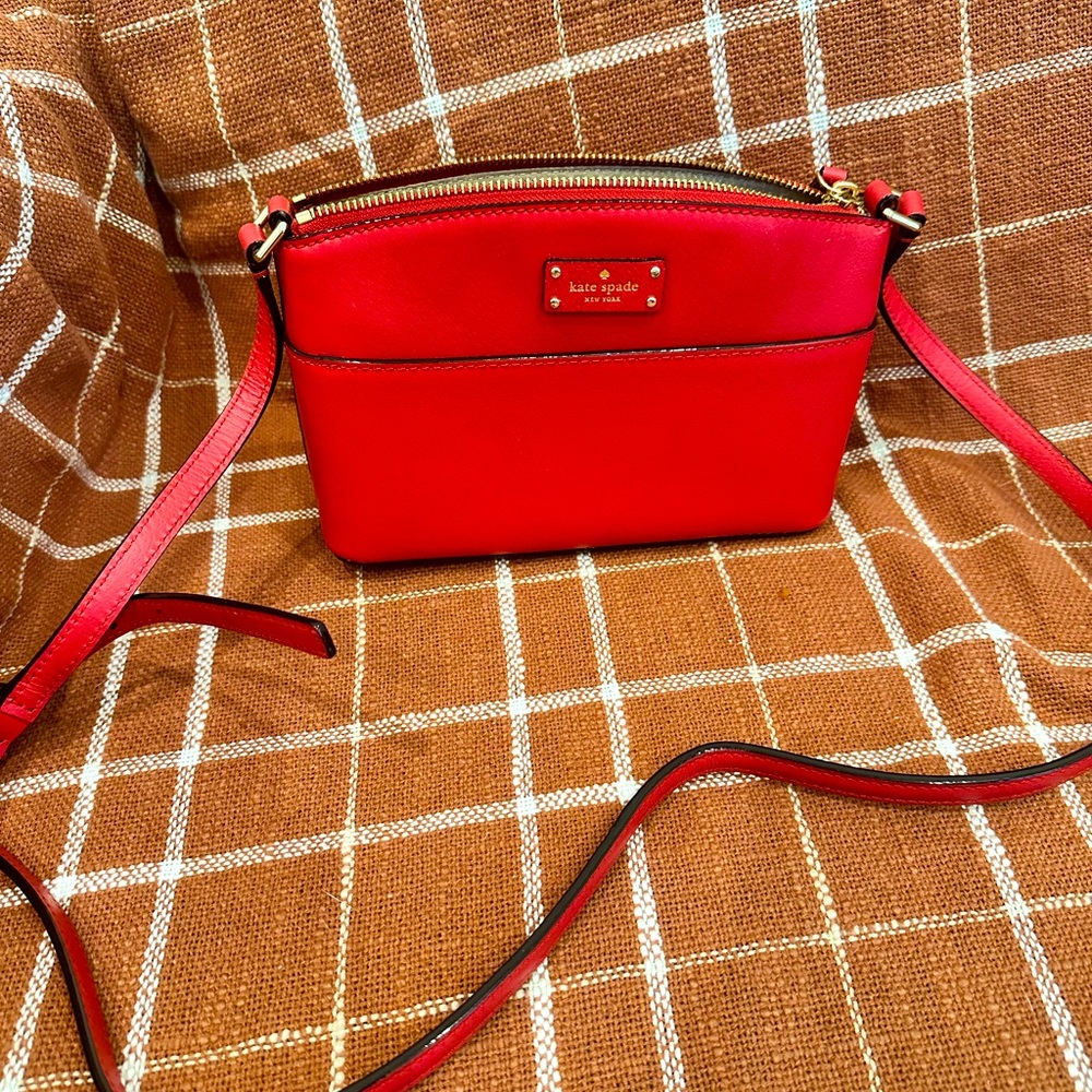Red Kate Spade Crossbody - Gem